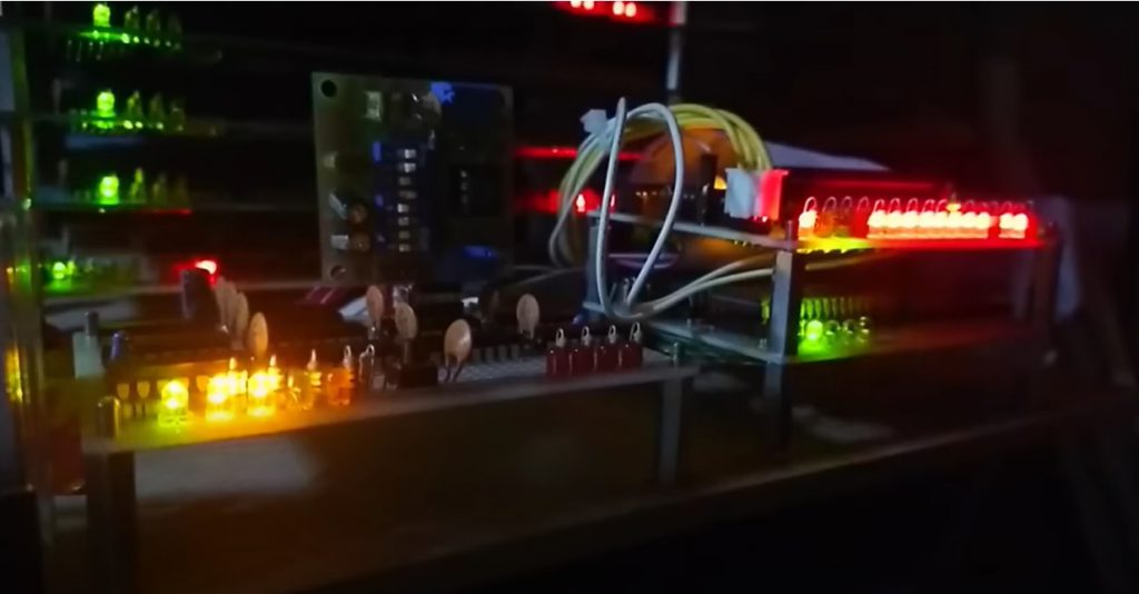 出展者05:えとせとら研究所-NANDだけで作ったCPU，自作アマチュア無線用アンテナ，etc.